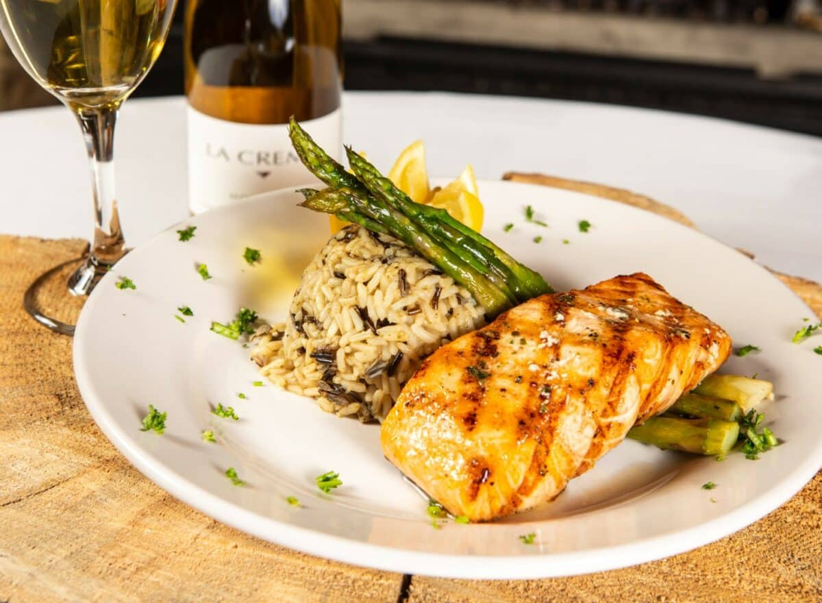 Alpine, Wyoming Restaurant & Steakhouse | Flying Saddle Resort