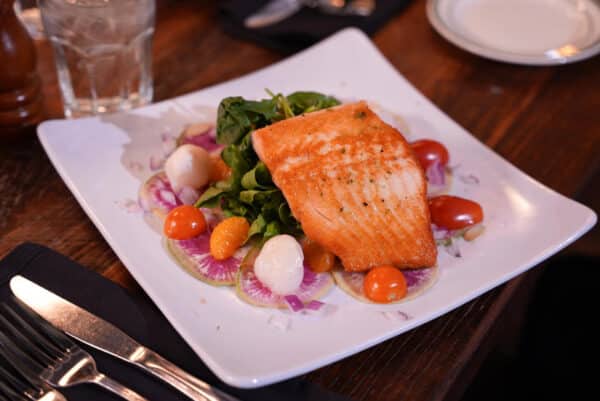 Alpine, Wyoming Restaurant & Steakhouse | Flying Saddle Resort